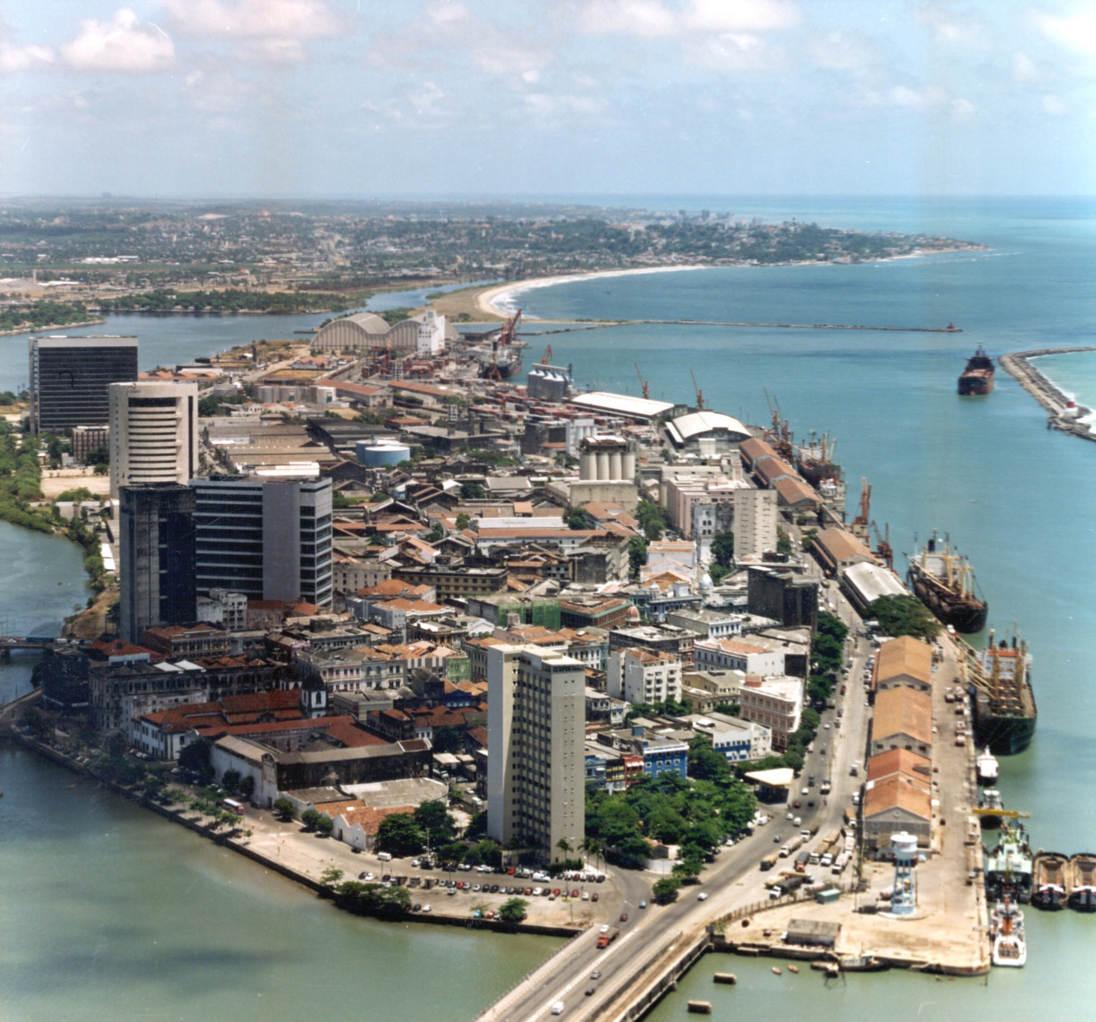 Há 23 anos, o Porto Digital surgia para reescrever o futuro do Recife